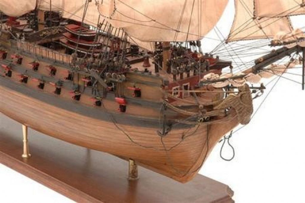 Superbe Model Ship,wooden,ready made,handcrafted,historical,ship model ...