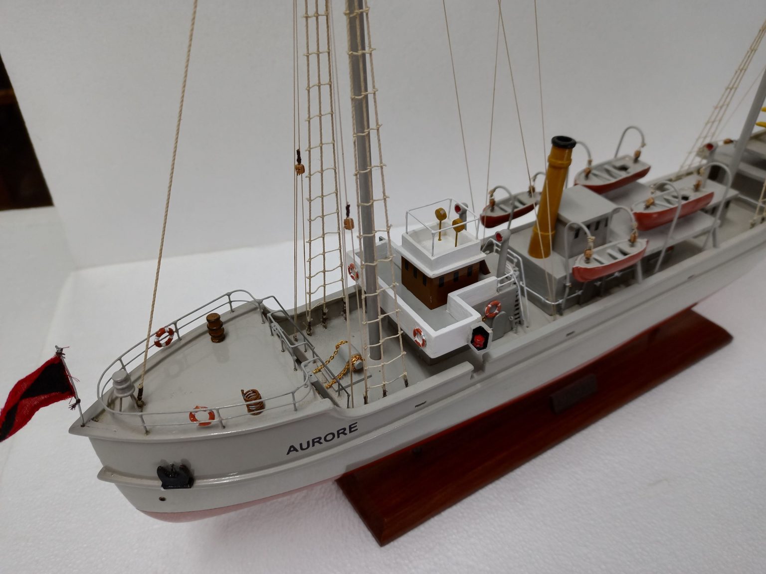 Aurora Tintin Model Ship (Premier Range) – PSM0760